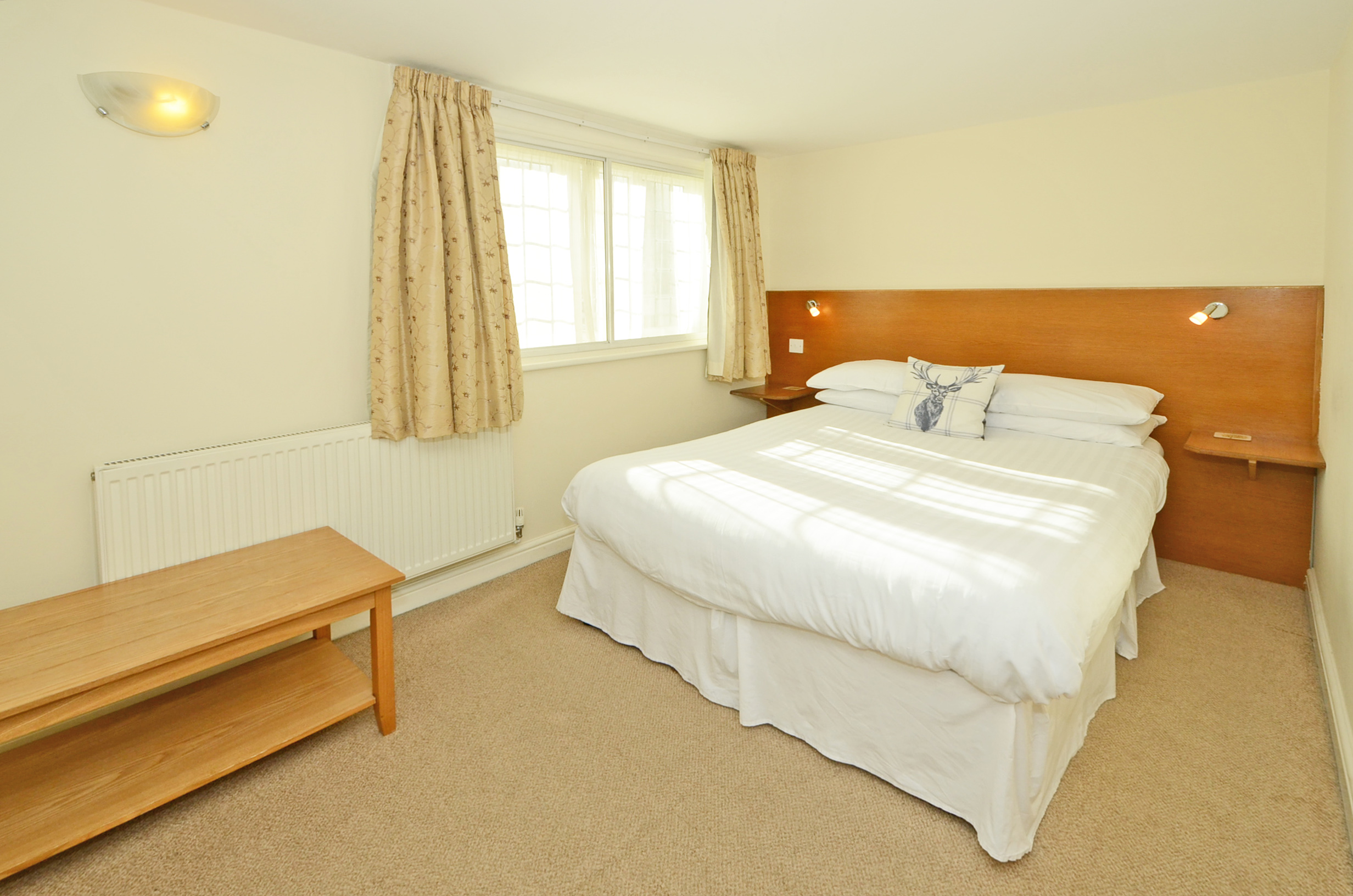 White Hart Tea Room and Accomodation